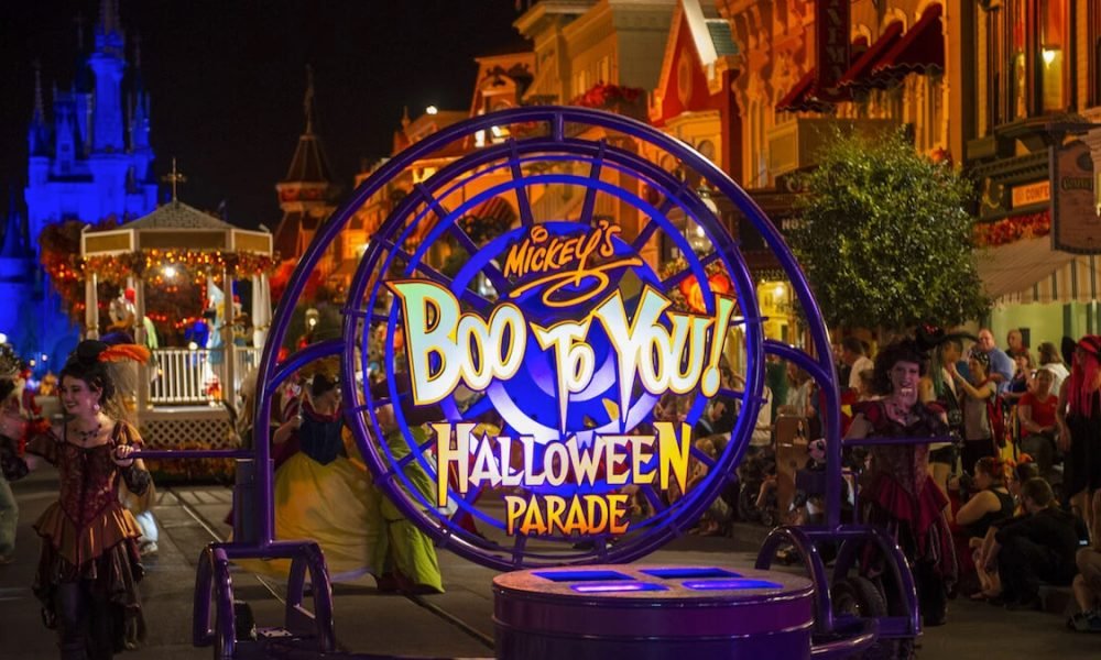 Mickey’s Not-So-Scary Halloween Party History & Tradition - News ...
